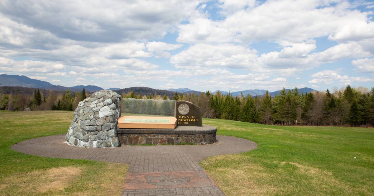 Newcomb Overlook | Adirondack Hub